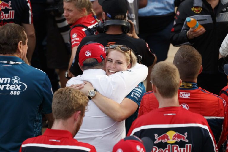 Crew in View: Jessica Dane