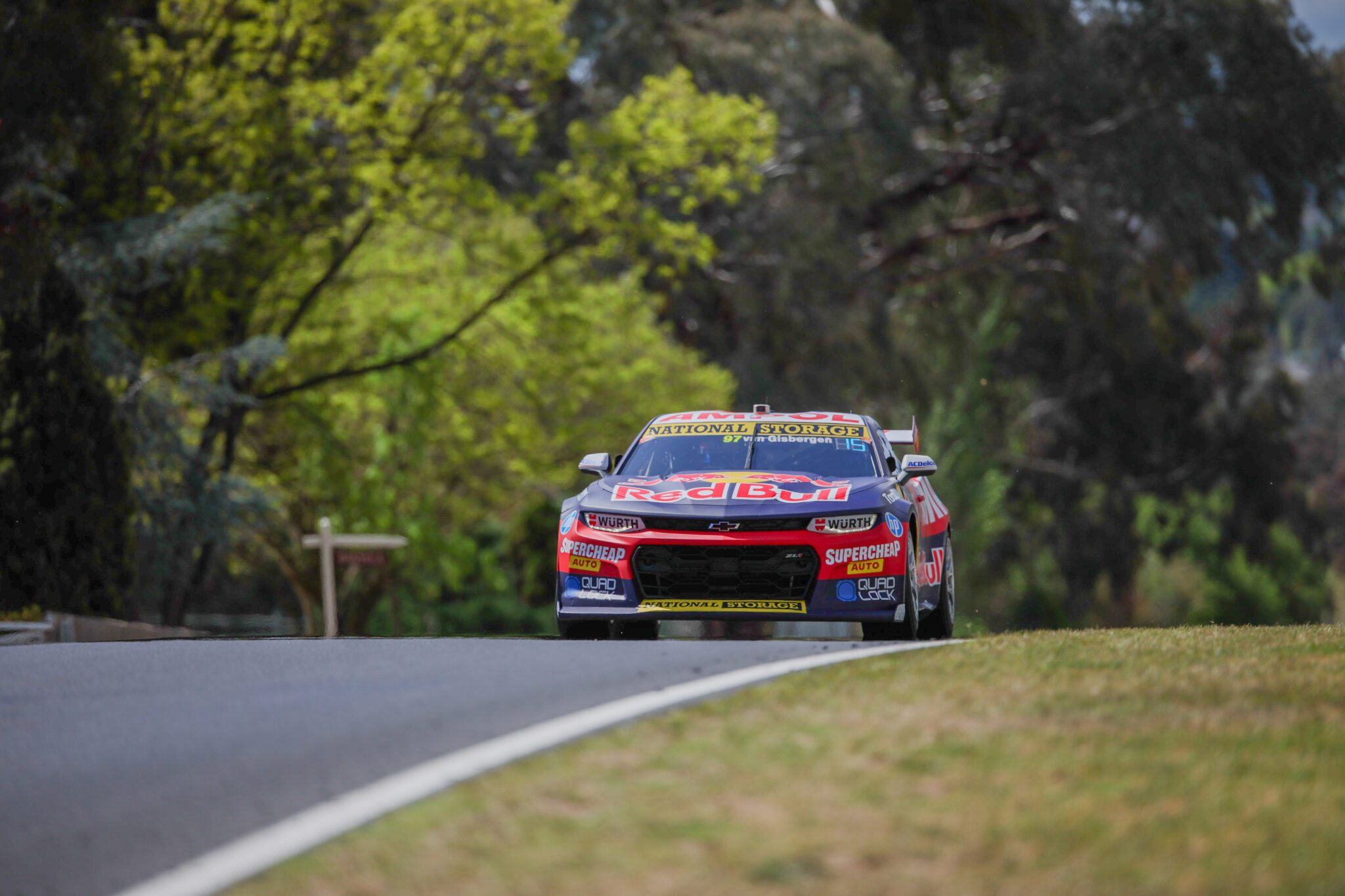 The charge: Bathurst 1000