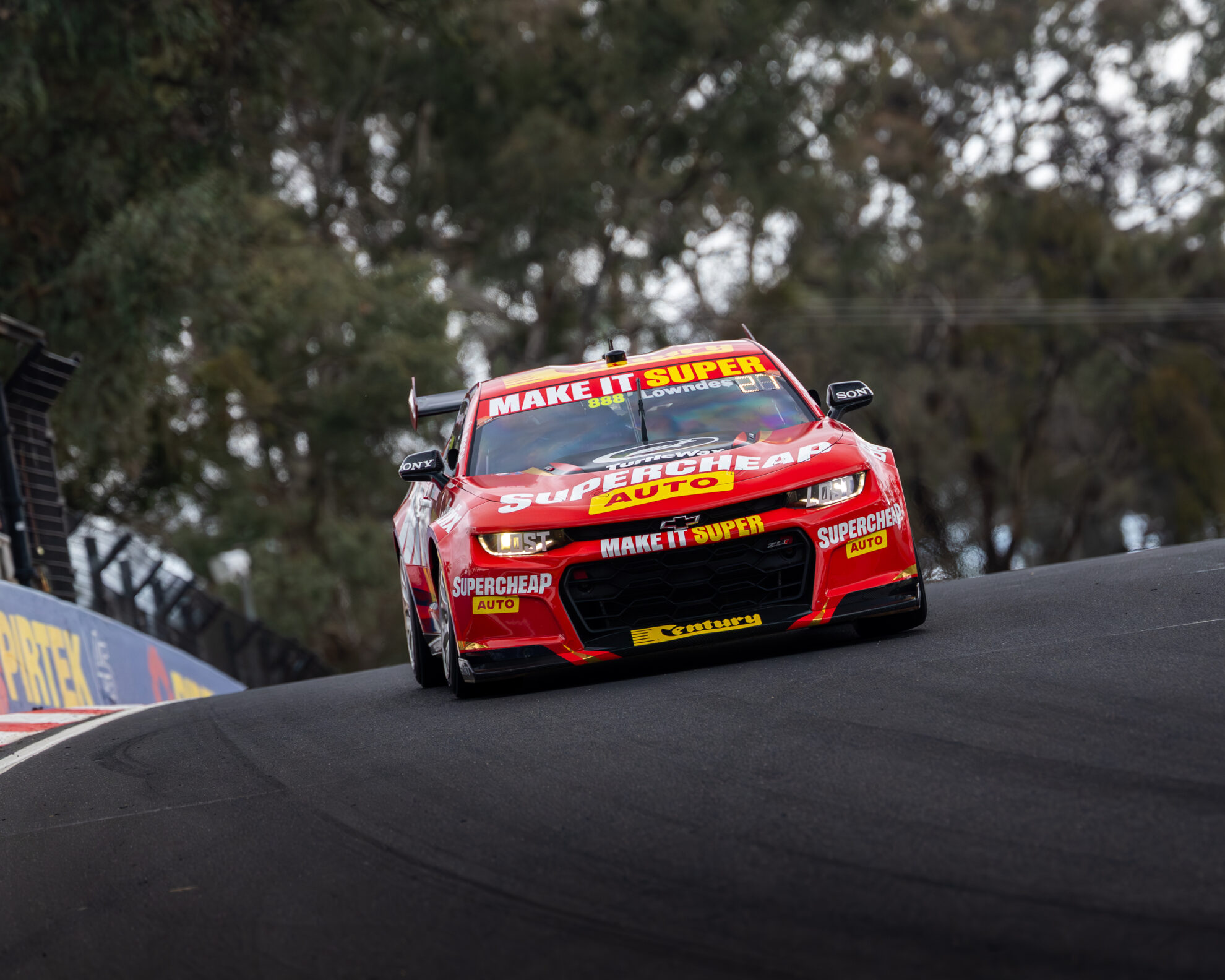Lowndes and Bates Climb Time Sheets on Wet First Day at Bathurst