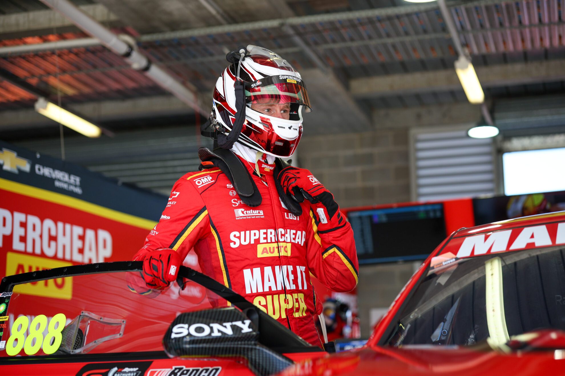 Bates and Lowndes Building Car Confidence and Comfort Together Leading ...